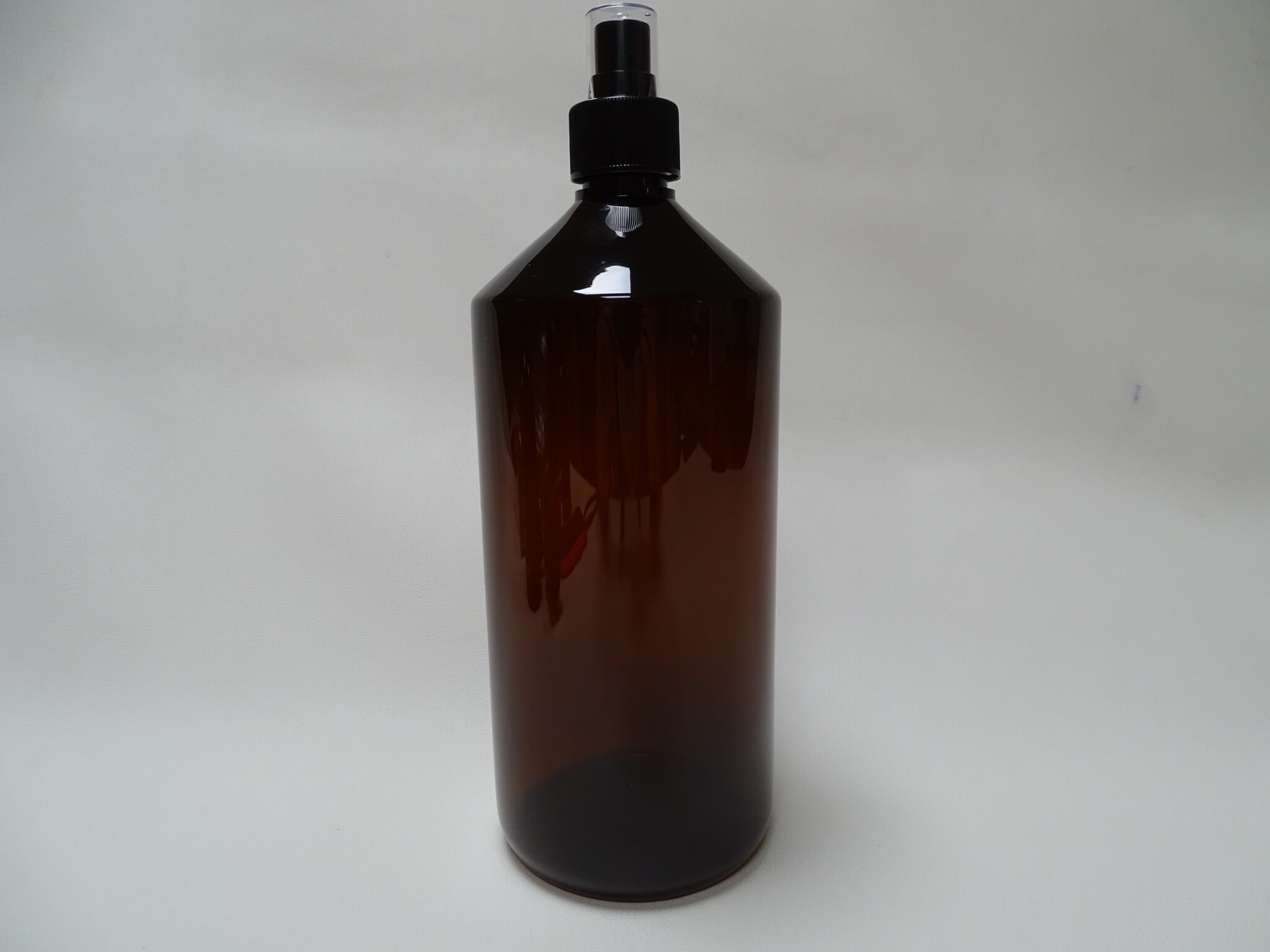 Botella plástico PET topacio Pilfer 28 con atomizador plástico negro ...